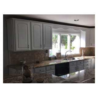 Oak cabinets finished in Black Fox & Ultra Pure White - Kitchen - New ...