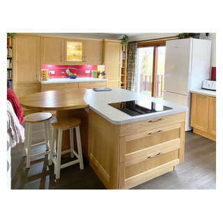 Oak Kitchen with unusually shaped breakfast bar - Modern - Kitchen ...