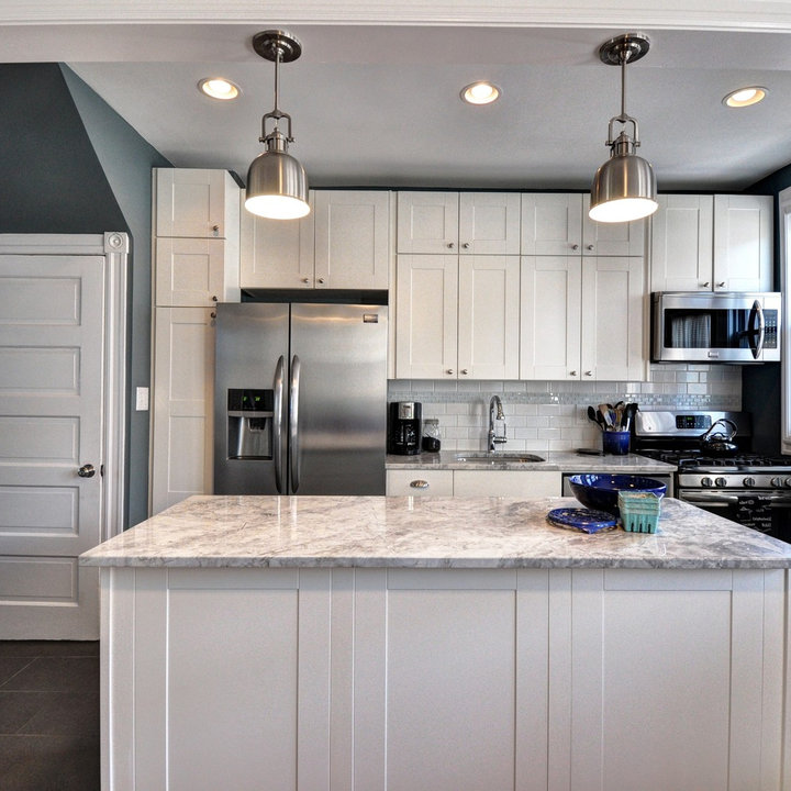 Rowhouse Kitchen - Photos & Ideas | Houzz