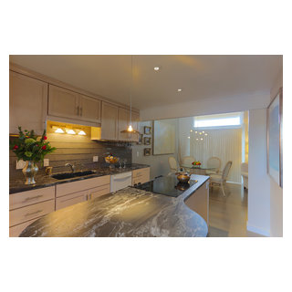 Open Space Condo - Traditional - Kitchen - Denver - by Thornton Design ...