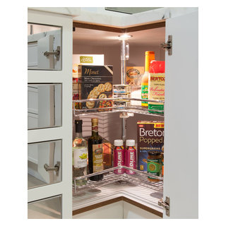 Our Showroom - Traditional - Kitchen - Toronto - by Artcraft Kitchens ...