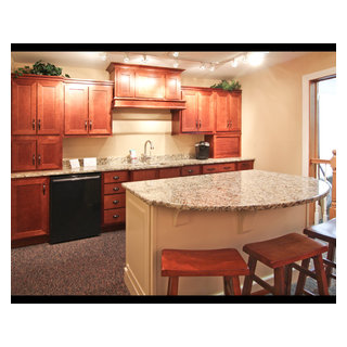 Our Showroom - Traditional - Kitchen - Chicago - by VP Homes Inc | Houzz