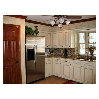 Our Work - Kitchen - Austin - by Fenwick's Custom Painting | Houzz