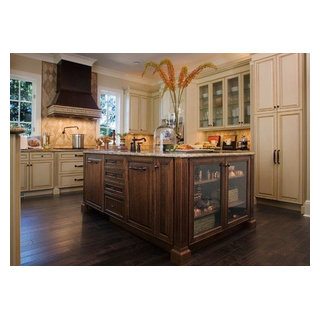 Our Work - Traditional - Kitchen - Detroit - by J Willis Company | Houzz UK