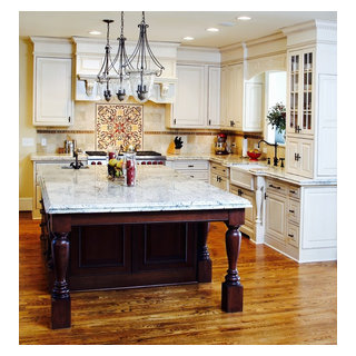 Oversized Kitchen Island - Classique - Cuisine - Raleigh - par CKS ...
