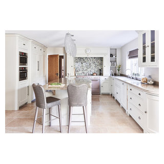 Padworth Common - Beautiful kitchen in Old Chalk - Clásico - Cocina ...