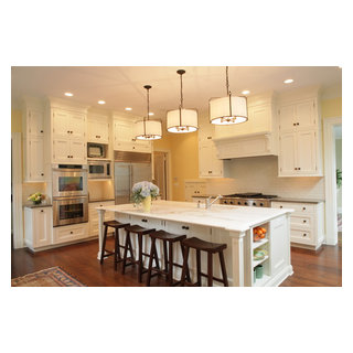 Painted Kitchen - Traditional - Kitchen - New York - by Kenzer ...