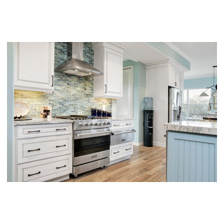 Palm Harbor Coastal Kitchen - Beach Style - Kitchen - Tampa - by S&W ...