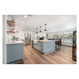 Palm Harbor Kitchen Remodel - Farmhouse - Kitchen - Tampa - by Elements ...