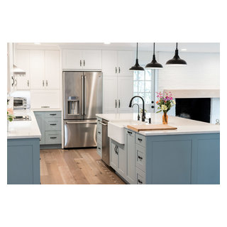 Palm Harbor Kitchen Remodel - Farmhouse - Kitchen - Tampa - by Elements ...