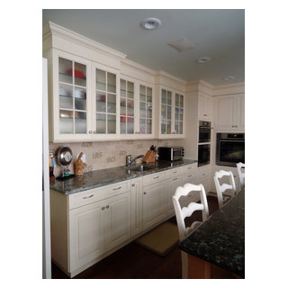 Pasadena Ranch Style Home - Traditional - Kitchen - Los Angeles - by ...