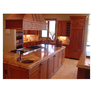 Past Cabinet Jobs - Traditional - Kitchen - Denver - by Coggin Brothers ...