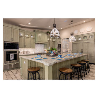 Patrick Acres - Farmhouse - Farmhouse - Kitchen - Phoenix - by Kitchens ...