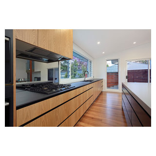 Penrith - Contemporary - Kitchen - Sydney - by Kitchen Envy - Custom ...