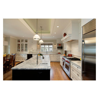 Perimeter Cabinetry Creates Bountiful Storage Space - Craftsman ...