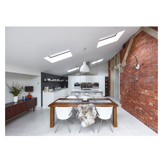 Period drama - White gloss kitchen - Modern - Kitchen - Other - by Grid ...