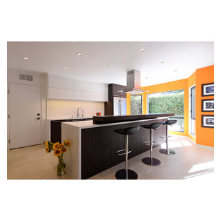 Persimmon - Modern - Kitchen - Orange County - by Innova Cabinetry, Inc ...