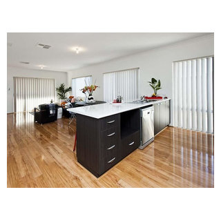 PIARA WATERS, Perth, WA. - Modern - Kitchen - Perth - by Design Sister ...