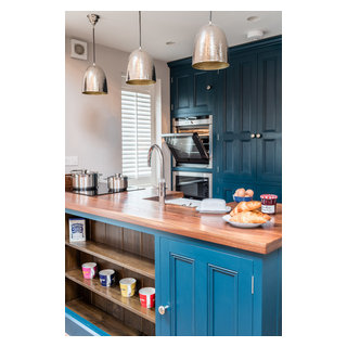 Pint-sized & perfect kitchen! - Traditional - Kitchen - Other - by Hill ...