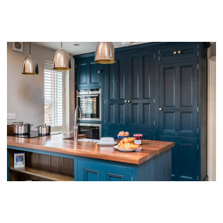 Pint-sized & perfect kitchen! - Traditional - Kitchen - Other - by Hill ...