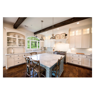Plat panel White Kitchen Owensboro, KY - Traditional - Kitchen ...