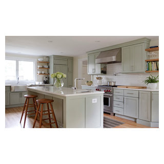 Pond Cove - Traditional - Kitchen - Portland Maine - by Kitchen Cove ...