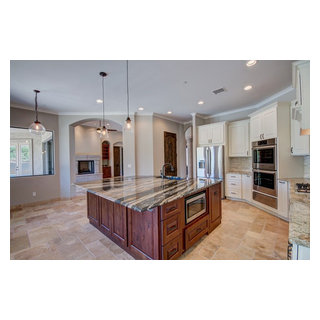 Porta Rosa - Mediterranean - Kitchen - Phoenix | Houzz
