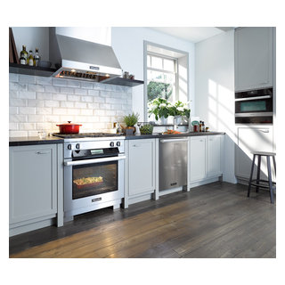 Professional Ranges - Modern - Kitchen - New York - by Designer ...