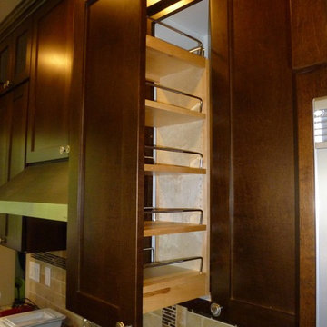 Narrow Pull Out Spice Rack - Photos & Ideas | Houzz