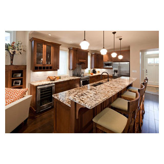 Qualicum Landing - Traditional - Kitchen - Vancouver - by Mid Island ...