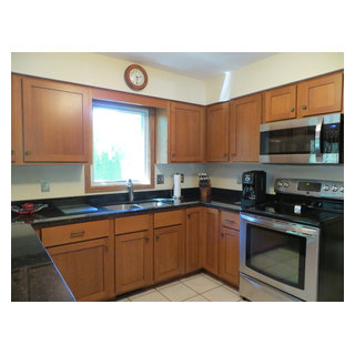 Quartersawn Oak - Modern - Kitchen - Other - by Kitchen Solvers of ...