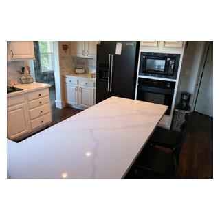 Quartz Countertop - Traditional - Kitchen - Sacramento - by Palm Tile ...