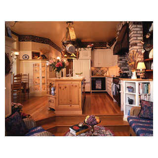 Queen Anne / Colonial Style Kitchen Remodel - Traditional - Kitchen ...