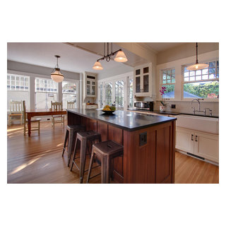 Queen Anne Kitchen - Traditional - Kitchen - Seattle - by Ambrose ...