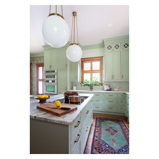 Queen Anne Kitchen - Traditional - Kitchen - Austin - by Sarah Stacey ...