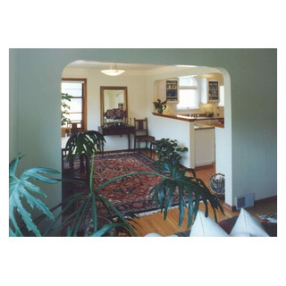 Queen Anne - Traditional - Kitchen - Seattle - by Michael Shoffner ...