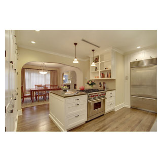 Queen Anne Traditional - Traditional - Kitchen - Seattle - by Ryan ...