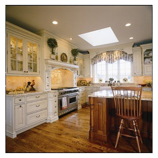 Quintessential Manor House - Traditional - Kitchen - Philadelphia - by ...