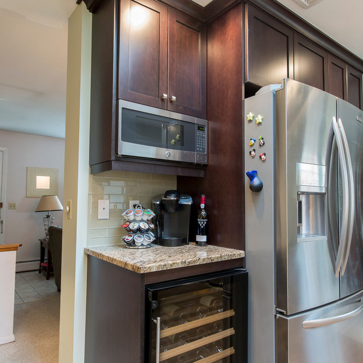 Raised Ranch Kitchen - Photos & Ideas | Houzz