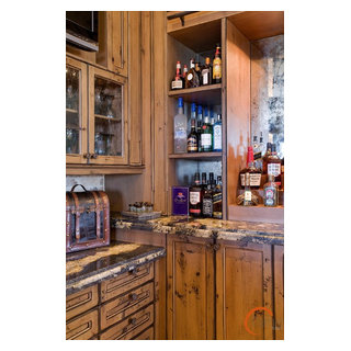 Ranch Trophy Room - Traditional - Kitchen - Austin - by Palmer Todd | Houzz