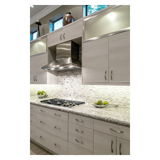 Rancho Mirage White Contemporary Kitchen - Contemporary - Kitchen ...