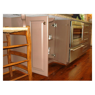 Rans Residence - Traditional - Kitchen - Charlotte - by Hardwood ...