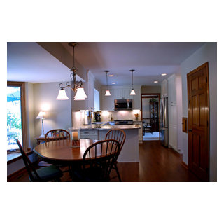 Realistic Simple White Kitchen - Traditional - Kitchen - Columbus - by ...