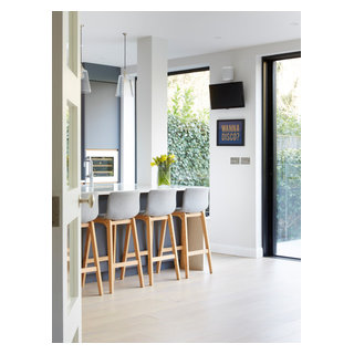 Rear and side extension in Wimbledon Village creating a modern kitchen ...