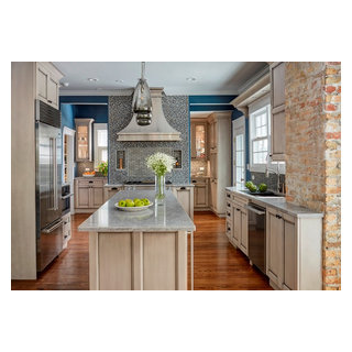 Refined Dusk Grey Custom Kitchen in Winnetka - Traditional - Kitchen ...