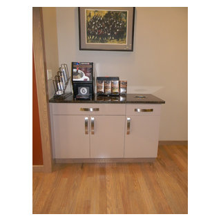 Regency Apartment Complex Kitchen - Modern - Küche - Providence - von ...