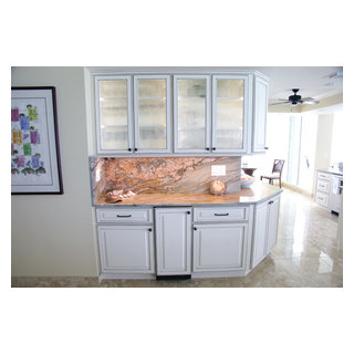 Regency ll - Beach Style - Kitchen - Miami - by CookeConstruction,Inc ...