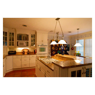 Relaxing Villa on Golf Course - Traditional - Kitchen - Other - by ...