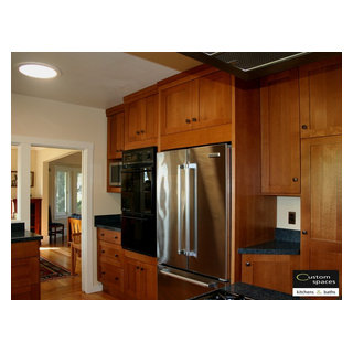 Rift Cut White Oak Craftsman - Traditional - Kitchen - San Francisco ...