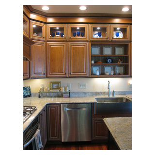 River House Traditional Schuler - Traditional - Kitchen - Boston - by ...